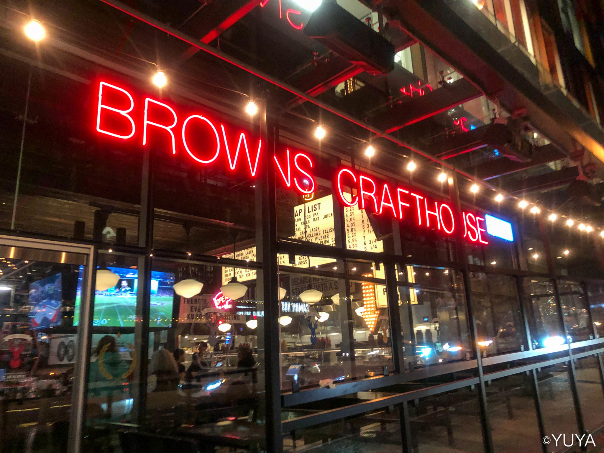 【Browns Crafthouse】落ち着いた空間で美味しいお酒とハンバーガー【バンクーバー・ダウンタウン】 - YUYA WORLD TRIP.